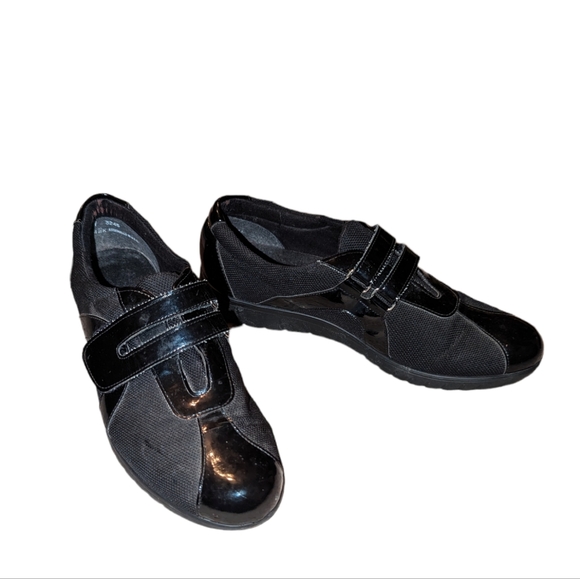 Munro | Shoes | Munro Sport Jolie Patent Leather Velcro Orthopedic ...